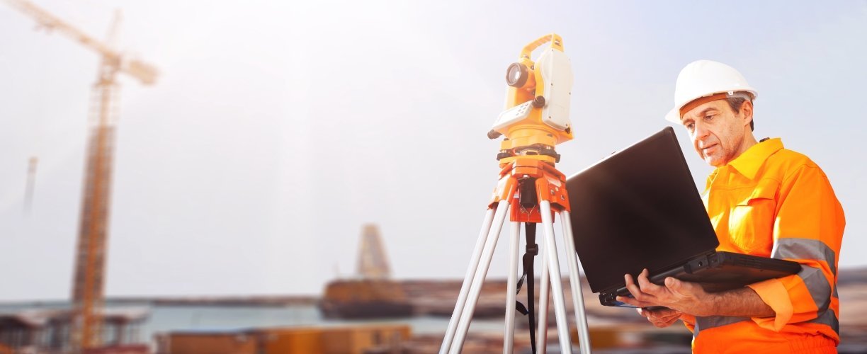 What does a Surveyor do, and how to become one